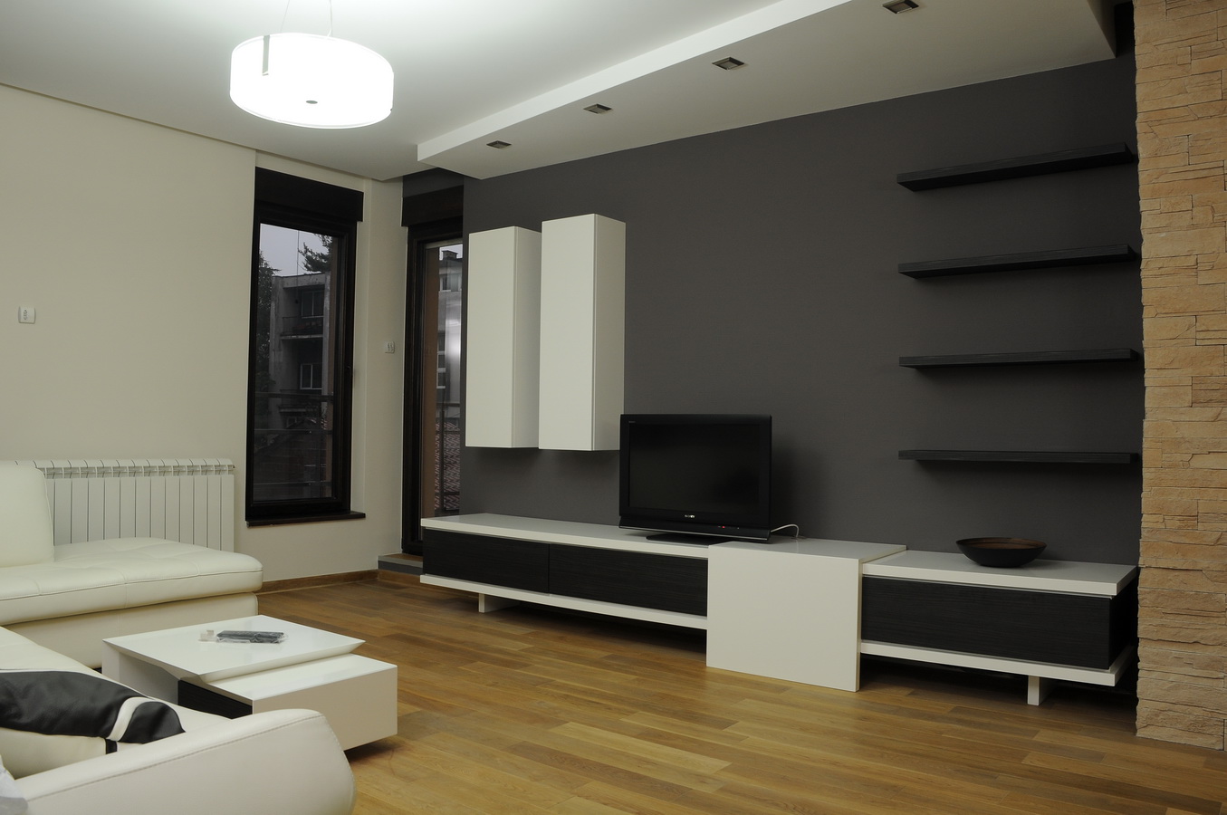 TV polica JF / Jelofina - Namestaj sredidom.com